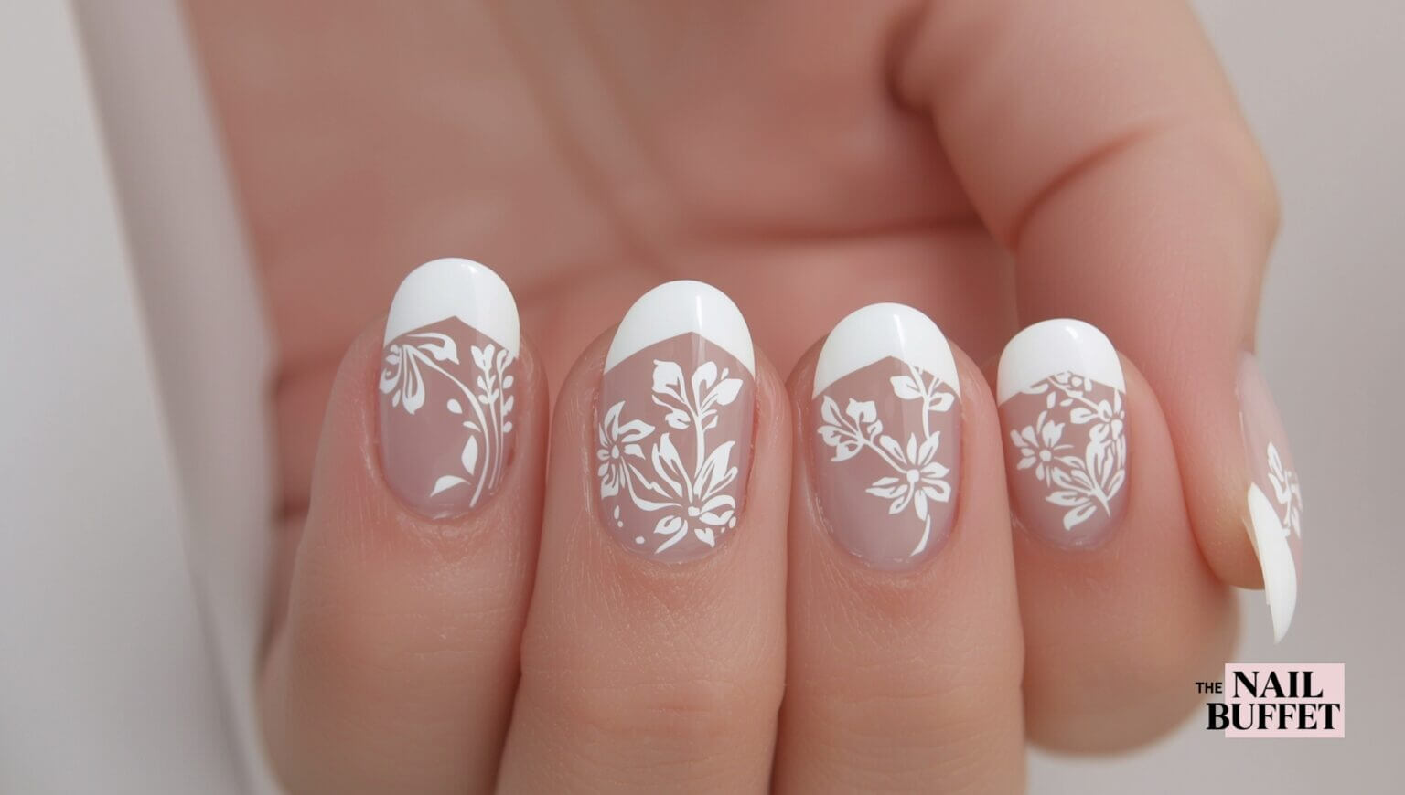 38 White French Tip Nails for a Timeless Look in 2026 - The Nail Buffet